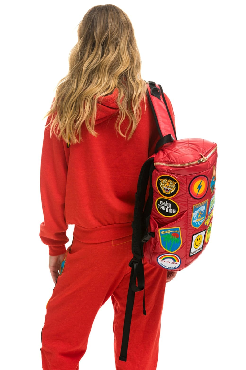 VINTAGE PATCH PUFFER BACKPACK - CHERRY GLOSSY - Aviator Nation